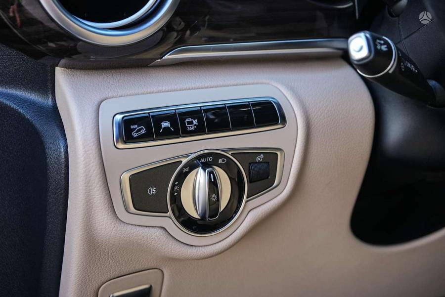 Black Mercedes-Benz V 250 2017 in Marijampole, with an engine capacity of 2.14 L and mileage of 308 thousand km for 29450 €, photo 32 on AUTOMOTO.COM.LV