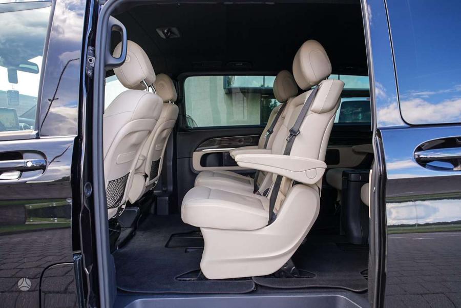 Black Mercedes-Benz V 250 2017 in Marijampole, with an engine capacity of 2.14 L and mileage of 308 thousand km for 29450 €, photo 33 on AUTOMOTO.COM.LV