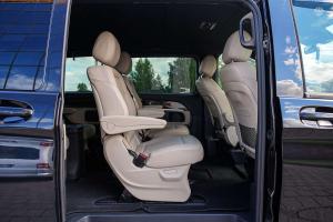 Black Mercedes-Benz V 250 2017 in Marijampole, with an engine capacity of 2.14 L and mileage of 308 thousand km for 29450 €, photo 38 on AUTOMOTO.COM.LV