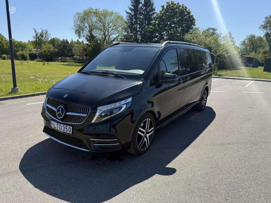 Black Mercedes-Benz V 250 2018 in Panevezys, with an engine capacity of 2.14 L and mileage of 205 thousand km for 31500 €, photo 4 on AUTOMOTO.COM.LV