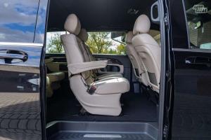 Black Mercedes-Benz V 250 2018 in Marijampole, with an engine capacity of 2.10 L and mileage of 245 thousand km for 30450 €, photo 33 on AUTOMOTO.COM.LV