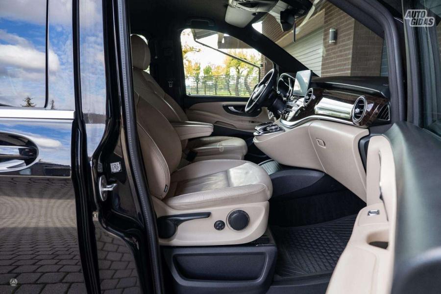 Black Mercedes-Benz V 250 2018 in Marijampole, with an engine capacity of 2.10 L and mileage of 245 thousand km for 30450 €, photo 38 on AUTOMOTO.COM.LV