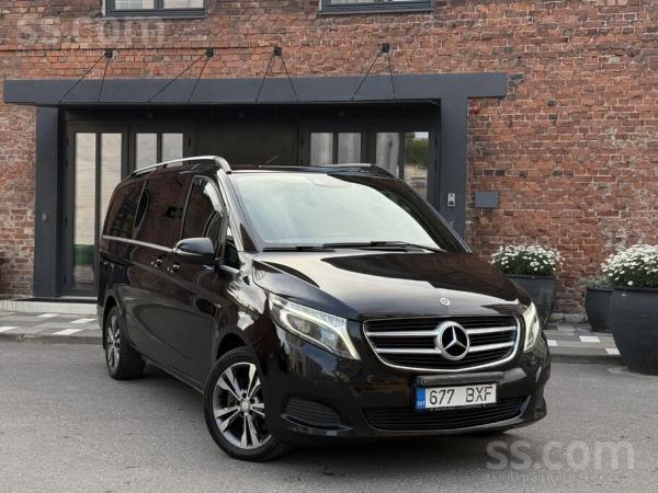 Black Mercedes-Benz V 250 2018 in Tallinn, with an engine capacity of 2.10 L and mileage of 203 thousand km for 29500 €, photo 8 on AUTOMOTO.COM.LV