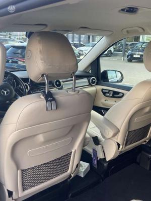 Melns Mercedes-Benz V 250 2018 Viļņa, ar dzinēja tilpumu 2.14 L un nobraukumu 225 tūkst. km par 28800 €, foto 6 vietnē AUTOMOTO.COM.LV