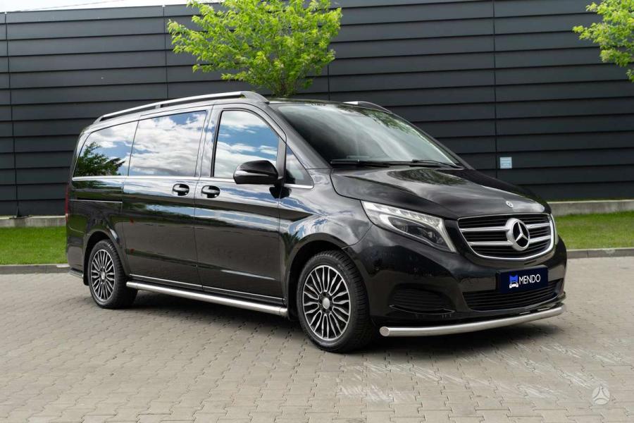 Black Mercedes-Benz V 250 2018 in Vilnius, with an engine capacity of 2.14 L and mileage of 198 thousand km for 27990 €, photo 4 on AUTOMOTO.COM.LV