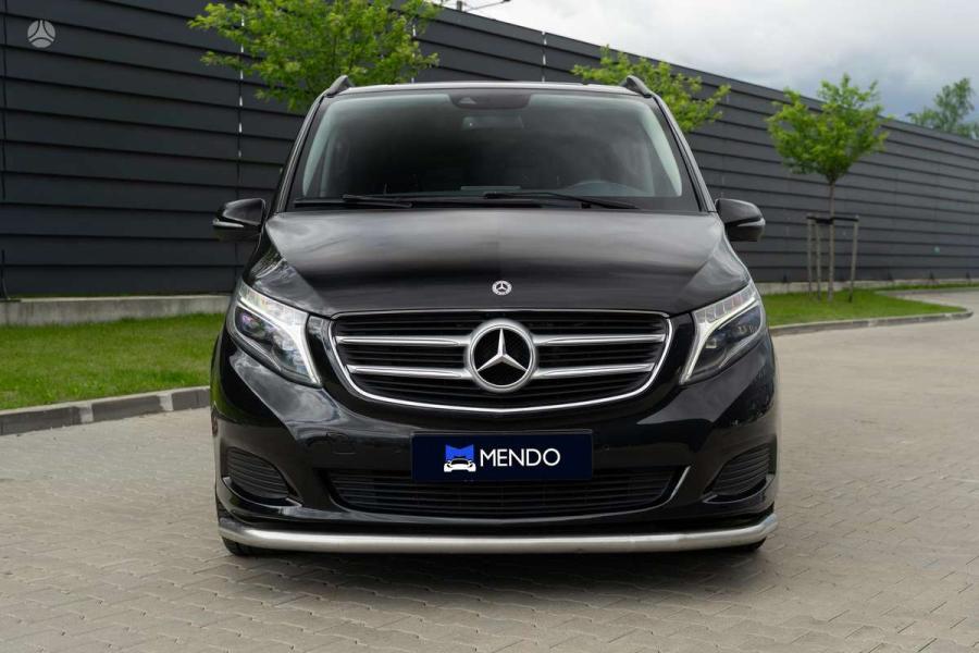 Black Mercedes-Benz V 250 2018 in Vilnius, with an engine capacity of 2.14 L and mileage of 198 thousand km for 27990 €, photo 6 on AUTOMOTO.COM.LV