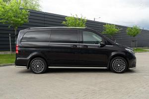 Black Mercedes-Benz V 250 2018 in Vilnius, with an engine capacity of 2.14 L and mileage of 198 thousand km for 27990 €, photo 9 on AUTOMOTO.COM.LV