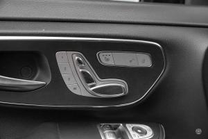 Black Mercedes-Benz V 250 2018 in Vilnius, with an engine capacity of 2.14 L and mileage of 198 thousand km for 27990 €, photo 14 on AUTOMOTO.COM.LV