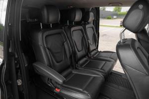 Black Mercedes-Benz V 250 2018 in Vilnius, with an engine capacity of 2.14 L and mileage of 198 thousand km for 27990 €, photo 23 on AUTOMOTO.COM.LV