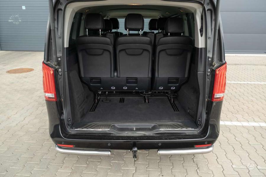 Black Mercedes-Benz V 250 2018 in Vilnius, with an engine capacity of 2.14 L and mileage of 198 thousand km for 27990 €, photo 26 on AUTOMOTO.COM.LV
