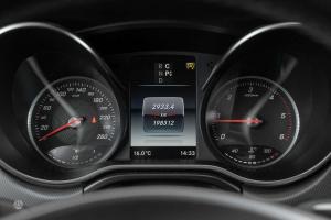 Black Mercedes-Benz V 250 2018 in Vilnius, with an engine capacity of 2.14 L and mileage of 198 thousand km for 27990 €, photo 27 on AUTOMOTO.COM.LV