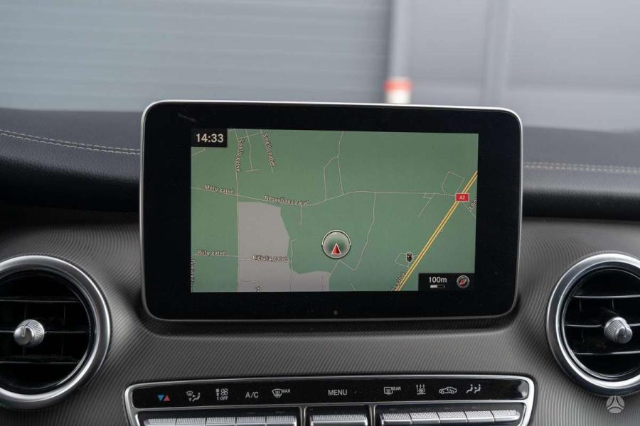 Black Mercedes-Benz V 250 2018 in Vilnius, with an engine capacity of 2.14 L and mileage of 198 thousand km for 27990 €, photo 29 on AUTOMOTO.COM.LV