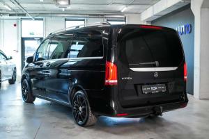 Black Mercedes-Benz V 250 2018 in Marijampole, with an engine capacity of 2.14 L and mileage of 245 thousand km for 29950 €, photo 9 on AUTOMOTO.COM.LV