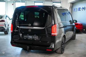 Black Mercedes-Benz V 250 2018 in Marijampole, with an engine capacity of 2.14 L and mileage of 245 thousand km for 29950 €, photo 11 on AUTOMOTO.COM.LV