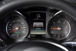 Black Mercedes-Benz V 250 2018 in Marijampole, with an engine capacity of 2.14 L and mileage of 245 thousand km for 29950 €, photo 22 on AUTOMOTO.COM.LV