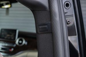Black Mercedes-Benz V 250 2018 in Marijampole, with an engine capacity of 2.14 L and mileage of 245 thousand km for 29950 €, photo 35 on AUTOMOTO.COM.LV