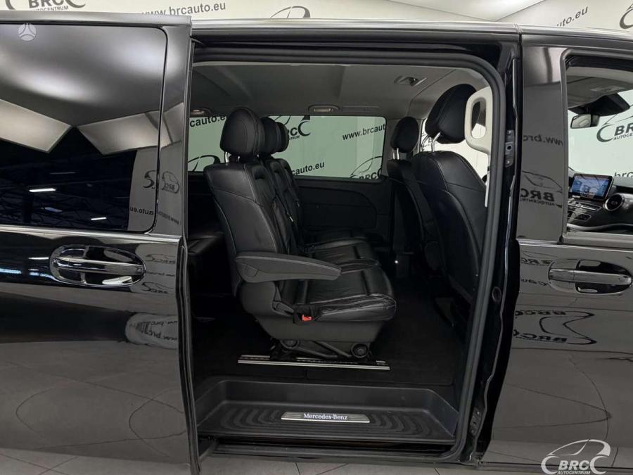 Black Mercedes-Benz V 250 2020 in Vilnius, with an engine capacity of 1.95 L and mileage of 405 thousand km for 26500 €, photo 12 on AUTOMOTO.COM.LV