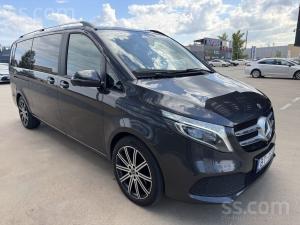 Black Mercedes-Benz V 250 2021 in Riga, with an engine capacity of 2.00 L and mileage of 137 thousand km for 40990 €, photo 3 on AUTOMOTO.COM.LV