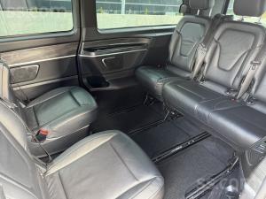 Black Mercedes-Benz V 250 2021 in Riga, with an engine capacity of 2.00 L and mileage of 137 thousand km for 40990 €, photo 8 on AUTOMOTO.COM.LV