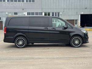 Black Mercedes-Benz V 250 2022 in Riga, with an engine capacity of 2.00 L and mileage of 102 thousand km for 39900 €, photo 5 on AUTOMOTO.COM.LV