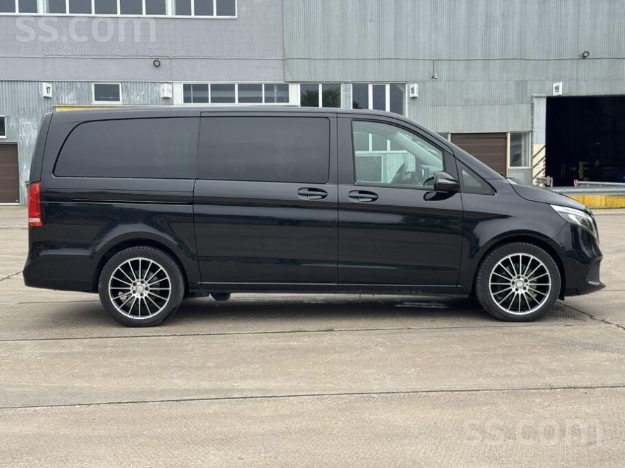 Black Mercedes-Benz V 250 2022 in Riga, with an engine capacity of 2.00 L and mileage of 102 thousand km for 39900 €, photo 5 on AUTOMOTO.COM.LV