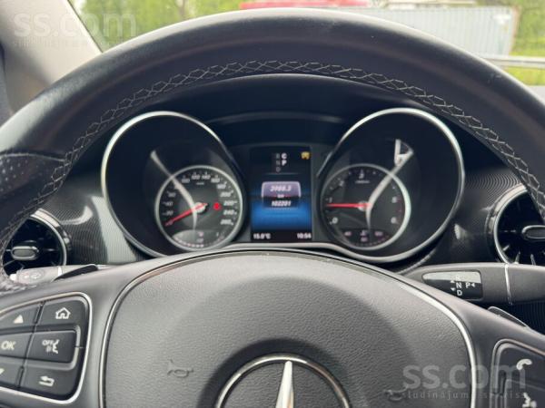 Melns Mercedes-Benz V 250 2022 Rīga, ar dzinēja tilpumu 2.00 L un nobraukumu 102 tūkst. km par 39900 €, foto 7 vietnē AUTOMOTO.COM.LV