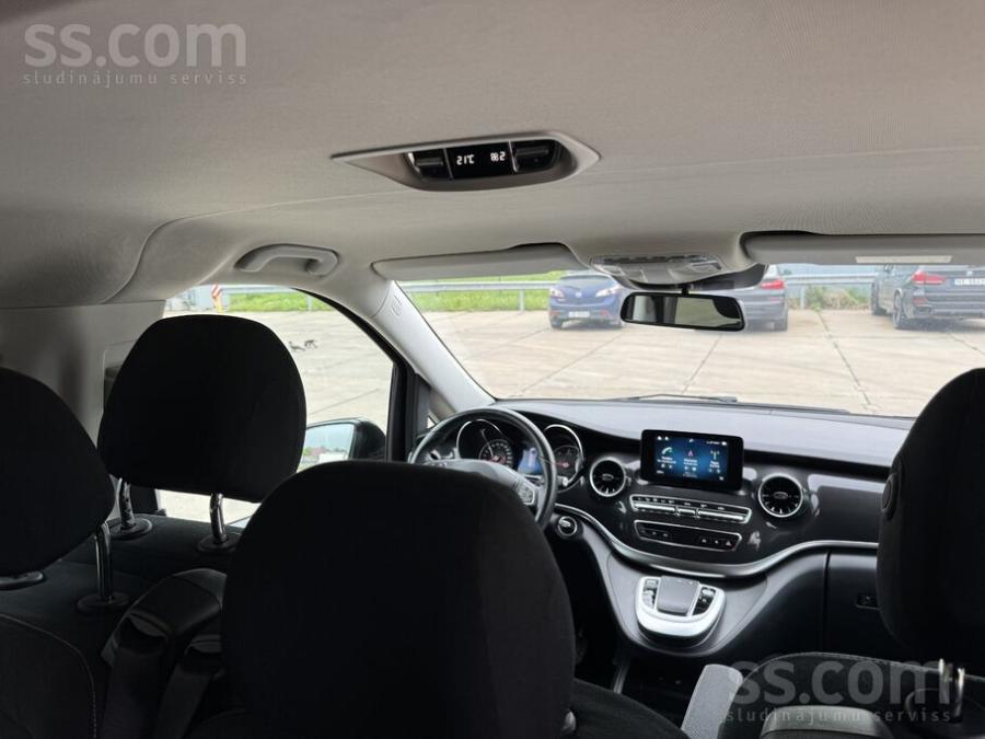 Black Mercedes-Benz V 250 2022 in Riga, with an engine capacity of 2.00 L and mileage of 102 thousand km for 39900 €, photo 12 on AUTOMOTO.COM.LV