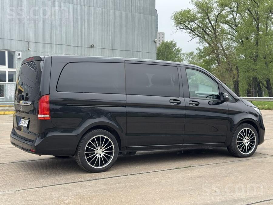 Black Mercedes-Benz V 250 2022 in Riga, with an engine capacity of 2.00 L and mileage of 102 thousand km for 39900 €, photo 15 on AUTOMOTO.COM.LV