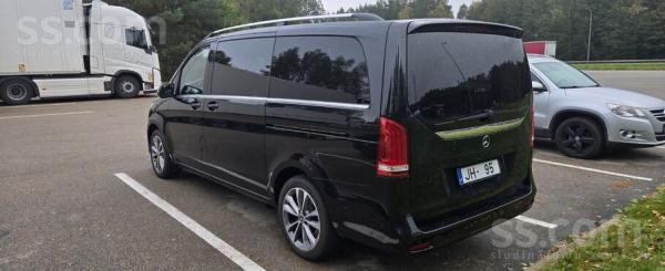 Melns Mercedes-Benz V 250 2022 Rīga, ar dzinēja tilpumu 2.00 L un nobraukumu 96 tūkst. km par 53000 €, foto 4 vietnē AUTOMOTO.COM.LV