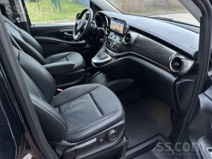 Melns Mercedes-Benz V 250 2023 Rīga, ar dzinēja tilpumu 2.00 L un nobraukumu 44 tūkst. km par 56300 €, foto 18 vietnē AUTOMOTO.COM.LV