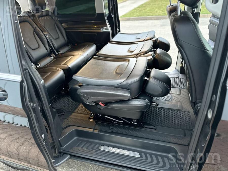 Melns Mercedes-Benz V 250 2023 Rīga, ar dzinēja tilpumu 2.00 L un nobraukumu 44 tūkst. km par 56300 €, foto 25 vietnē AUTOMOTO.COM.LV