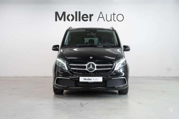 Melns Mercedes-Benz V 250 2023 Viļņa, ar dzinēja tilpumu 2.00 L un nobraukumu 117 tūkst. km par 46500 €, foto 5 vietnē AUTOMOTO.COM.LV