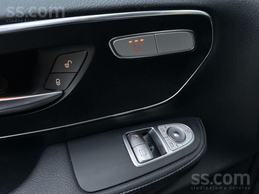 Black Mercedes-Benz V 250 2023 in Riga, with an engine capacity of 2.00 L and mileage of 44 thousand km for 55800 €, photo 11 on AUTOMOTO.COM.LV