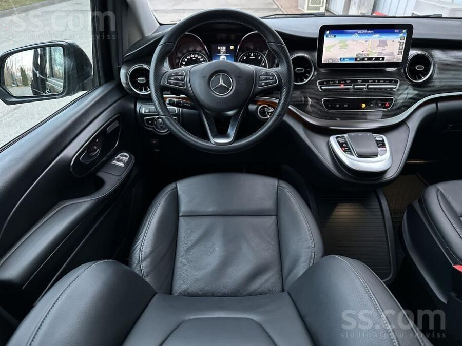 Black Mercedes-Benz V 250 2023 in Riga, with an engine capacity of 2.00 L and mileage of 44 thousand km for 55800 €, photo 12 on AUTOMOTO.COM.LV