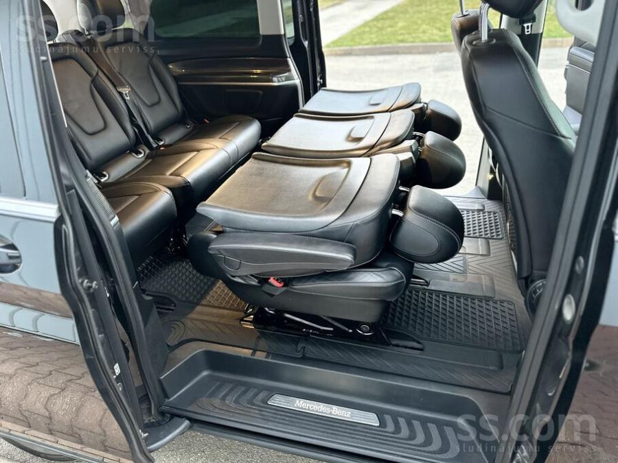 Black Mercedes-Benz V 250 2023 in Riga, with an engine capacity of 2.00 L and mileage of 44 thousand km for 55800 €, photo 25 on AUTOMOTO.COM.LV