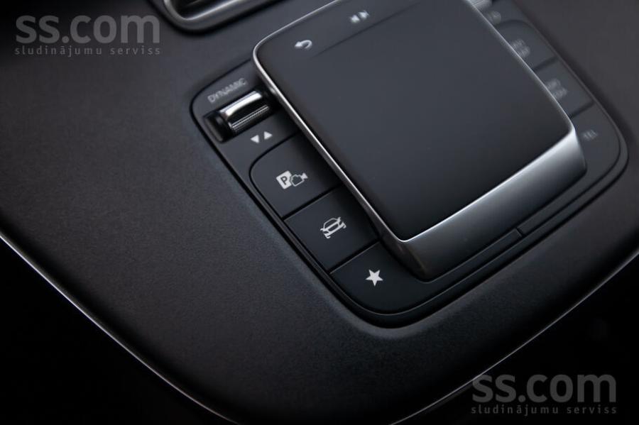 Melns Mercedes-Benz V 250 2025 Tukums, ar dzinēja tilpumu 2.00 L un nobraukumu 0 tūkst. km par 79990 €, foto 24 vietnē AUTOMOTO.COM.LV