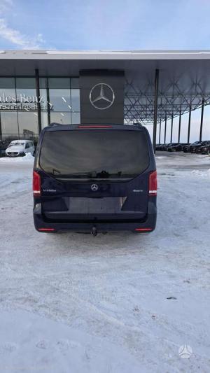 Blue Mercedes-Benz V 250 2016 in Klaipeda, with an engine capacity of 2.10 L and mileage of 157 thousand km for 33000 €, photo 16 on AUTOMOTO.COM.LV