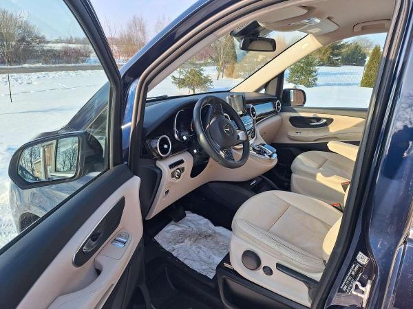Zils Mercedes-Benz V 250 2016 Kauņa, ar dzinēja tilpumu 2.14 L un nobraukumu 240 tūkst. km par 21650 €, foto 8 vietnē AUTOMOTO.COM.LV