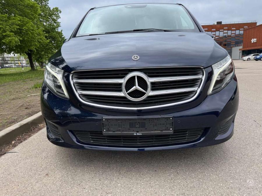 Blue Mercedes-Benz V 250 2018 in Kaunas, with an engine capacity of 2.14 L and mileage of 220 thousand km for 26500 €, photo 3 on AUTOMOTO.COM.LV