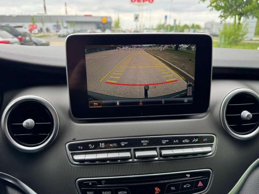 Blue Mercedes-Benz V 250 2018 in Kaunas, with an engine capacity of 2.14 L and mileage of 220 thousand km for 26500 €, photo 9 on AUTOMOTO.COM.LV