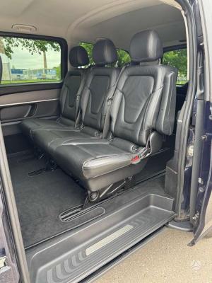 Blue Mercedes-Benz V 250 2018 in Kaunas, with an engine capacity of 2.14 L and mileage of 220 thousand km for 26500 €, photo 15 on AUTOMOTO.COM.LV