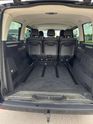 Blue Mercedes-Benz V 250 2018 in Kaunas, with an engine capacity of 2.14 L and mileage of 220 thousand km for 26500 €, photo 19 on AUTOMOTO.COM.LV