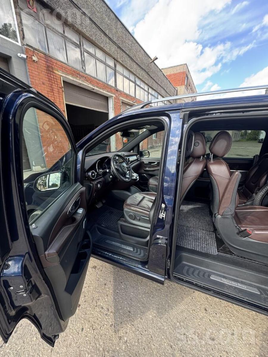 Blue Mercedes-Benz V 250 2017 in Jekabpils, with an engine capacity of 2.20 L and mileage of 354 thousand km for 24500 €, photo 8 on AUTOMOTO.COM.LV