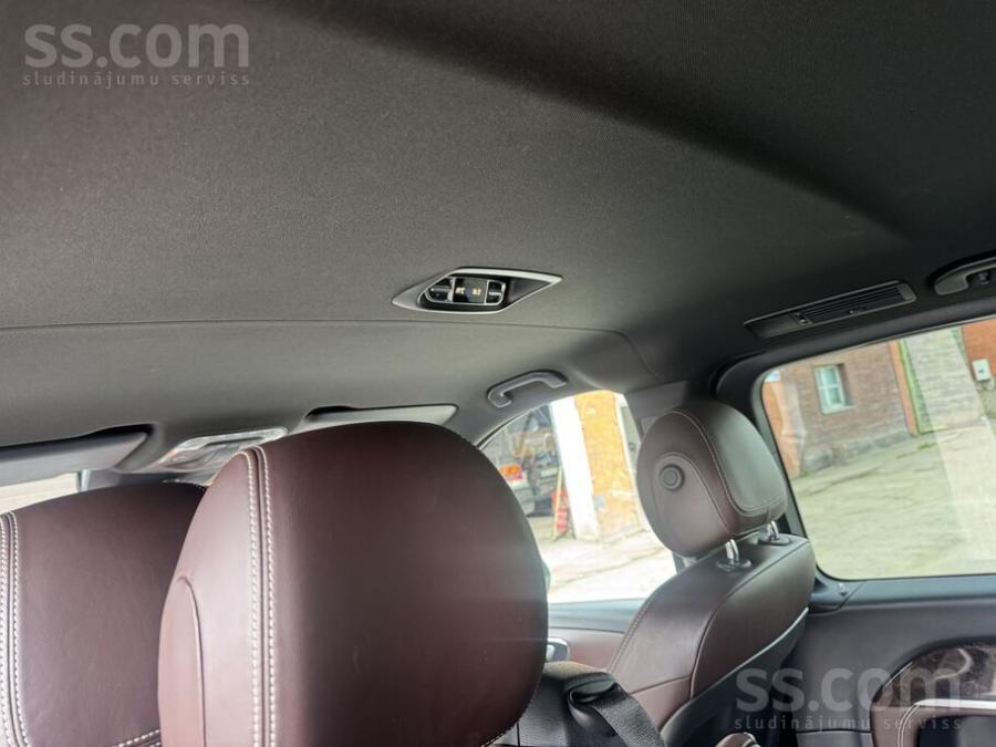 Blue Mercedes-Benz V 250 2017 in Jekabpils, with an engine capacity of 2.20 L and mileage of 354 thousand km for 24500 €, photo 10 on AUTOMOTO.COM.LV