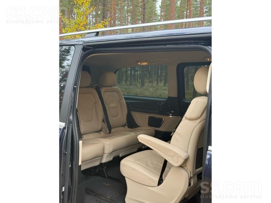 Zils Mercedes-Benz V 250 2016 Rīga, ar dzinēja tilpumu 2.10 L un nobraukumu 305 tūkst. km par 23500 €, foto 14 vietnē AUTOMOTO.COM.LV