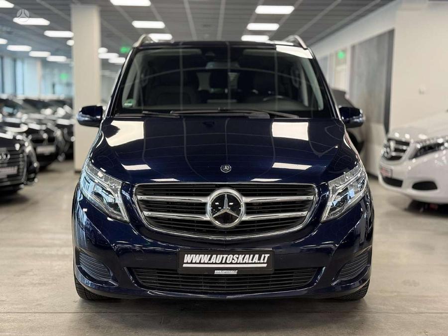 Blue Mercedes-Benz V 250 2017 in Klaipeda, with an engine capacity of 2.14 L and mileage of 259 thousand km for 30900 €, photo 2 on AUTOMOTO.COM.LV