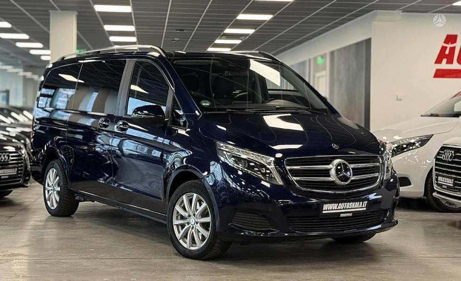 Blue Mercedes-Benz V 250 2017 in Klaipeda, with an engine capacity of 2.14 L and mileage of 259 thousand km for 30900 €, photo 4 on AUTOMOTO.COM.LV