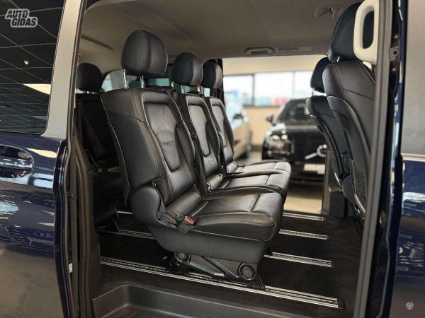 Zils Mercedes-Benz V 250 2017 Klaipėda, ar dzinēja tilpumu 2.10 L un nobraukumu 259 tūkst. km par 30900 €, foto 7 vietnē AUTOMOTO.COM.LV