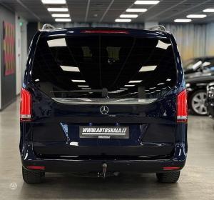 Blue Mercedes-Benz V 250 2017 in Klaipeda, with an engine capacity of 2.14 L and mileage of 259 thousand km for 29900 €, photo 4 on AUTOMOTO.COM.LV
