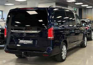 Blue Mercedes-Benz V 250 2017 in Klaipeda, with an engine capacity of 2.14 L and mileage of 259 thousand km for 29900 €, photo 5 on AUTOMOTO.COM.LV